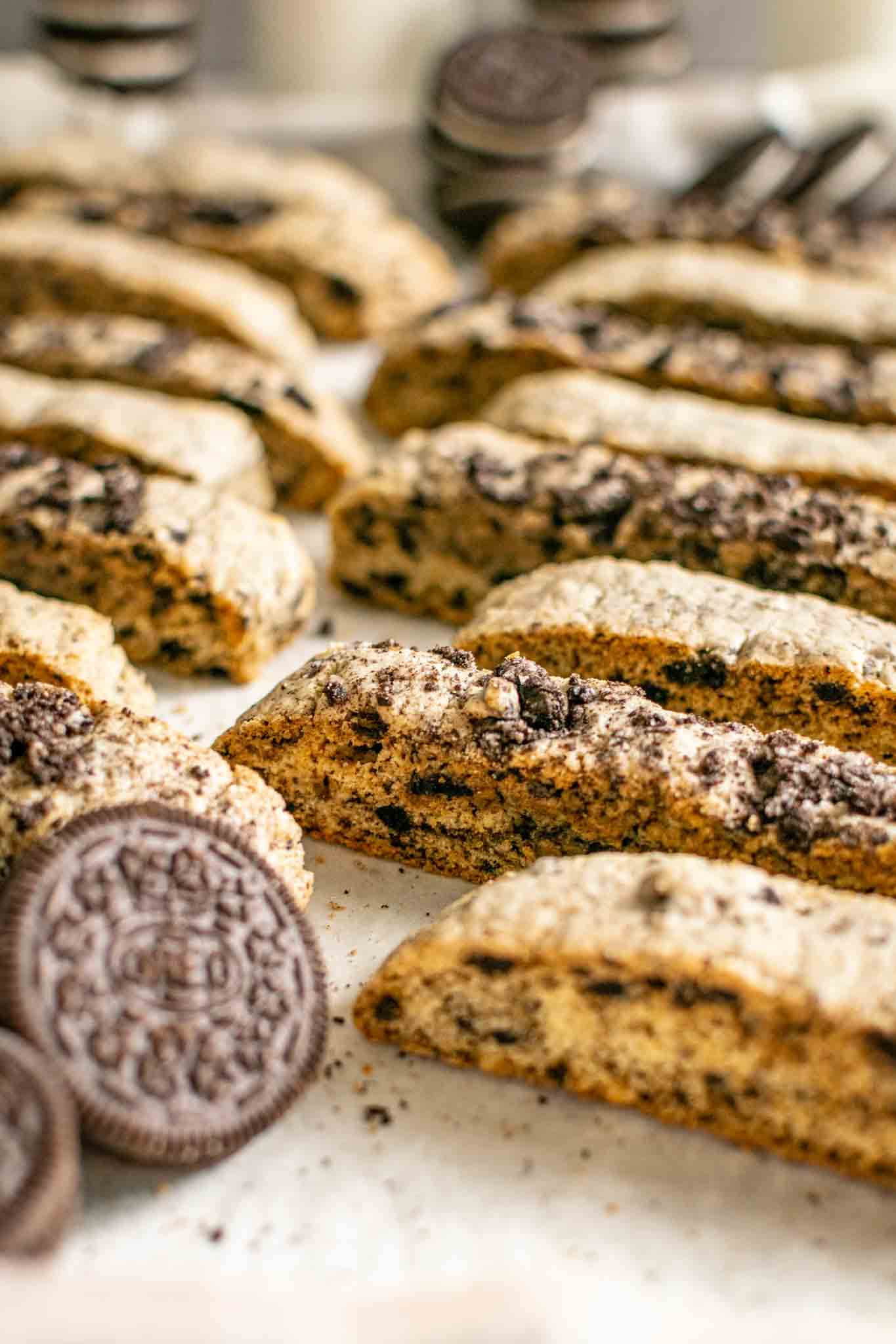 Oreo Biscotti - Cookies and Cream Biscotti - We All Eat Together